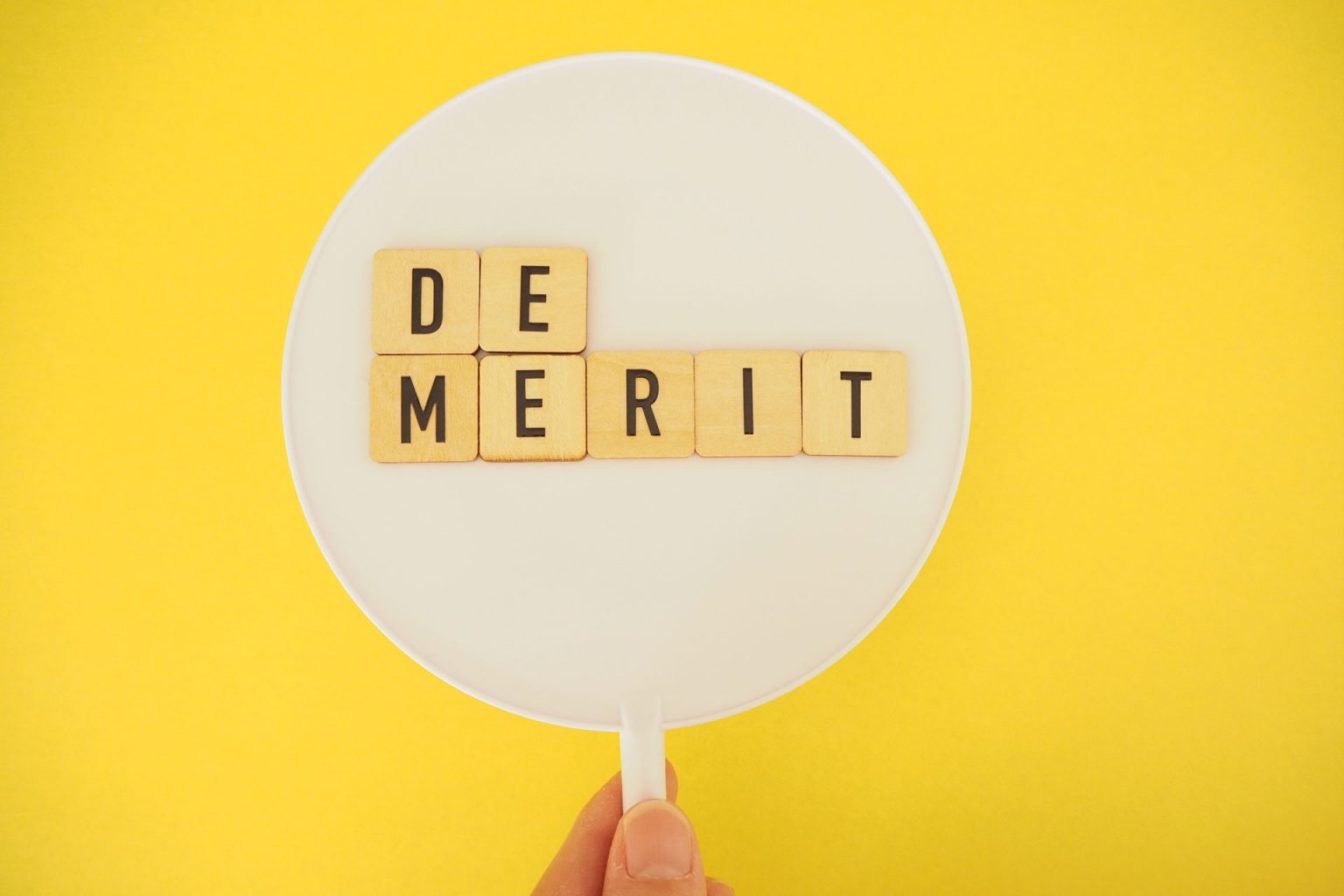 Learn about demerit points - Drivers Education